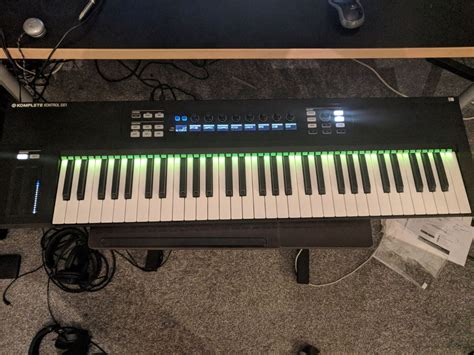Native Instruments Komplete Kontrol S88 Keyboard Controller 44 Off