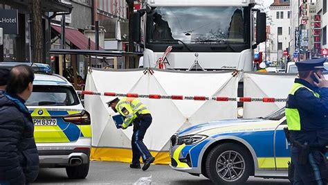 Toter Bei Unfall Lkw Erfasst Mitten In München Fußgänger 62