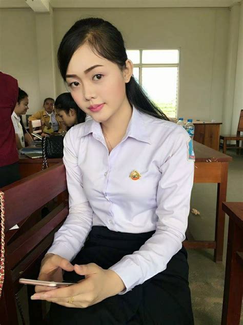 สาวลาวน่ารัก สมาคมนิยมสาวสวยน่ารักแห่งประเทศไทย สนสนท