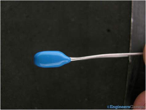 Insight How Polyester Capacitor Works