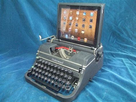 Old School Meets New School Usb Typewriter Computer Keyboard Made From An Underwood