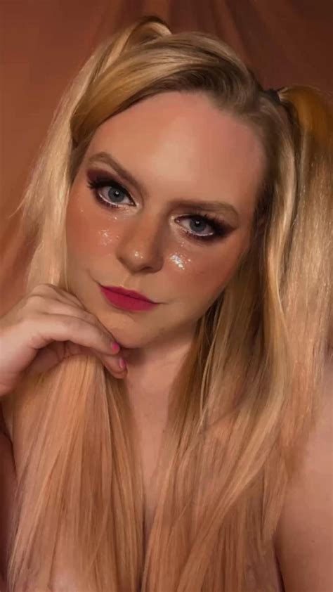 Soft E Girl Look 💖 In 2022 Soft E Girl E Girls Girl