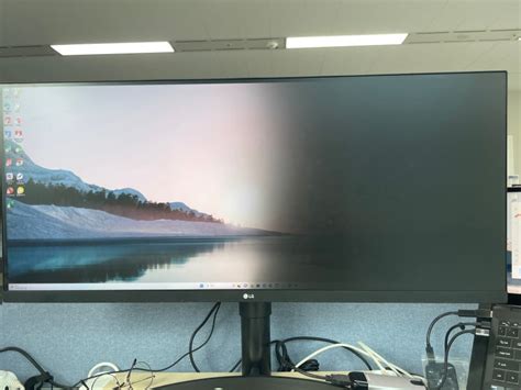 듀얼모니터 화면 일부 점점 검정색 지식in