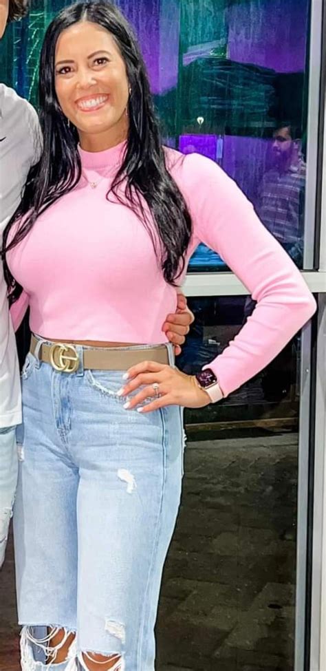 The Stacked Mom Of 5 R 2busty2hide
