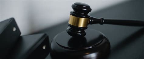 Legal Blog Vidhikarya Why Judges Break The Nib Of Their P…