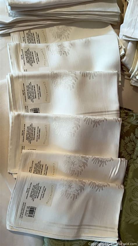 Assorted Table Linens Napkins Placemats Maxsold