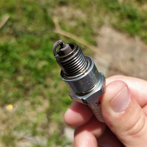 2stroke 80cc scooter's spark plug, might be lean? : r/twostroke
