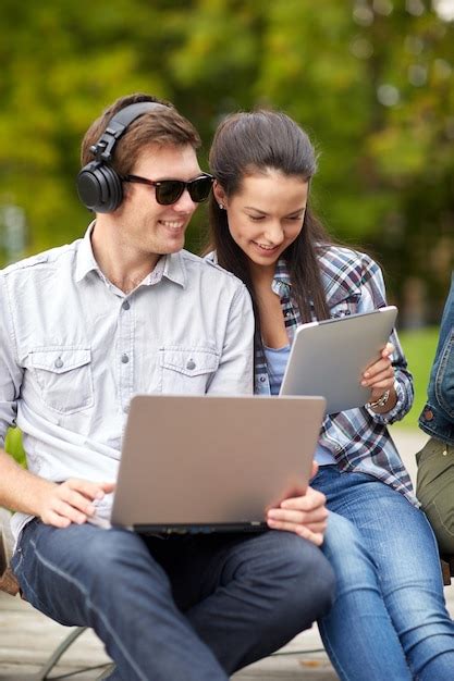 Premium Photo Summer Communication Technology Education And