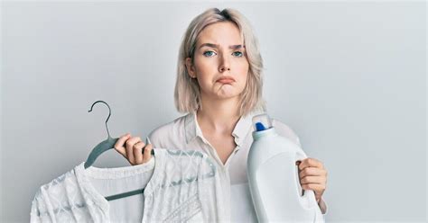 Як відбілити одяг рушники та постільну білизну без хімії лайфхак що