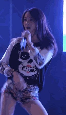 Krystal Jung F X Dancing Gif Krystal Jung Fangirl Dancing Gif
