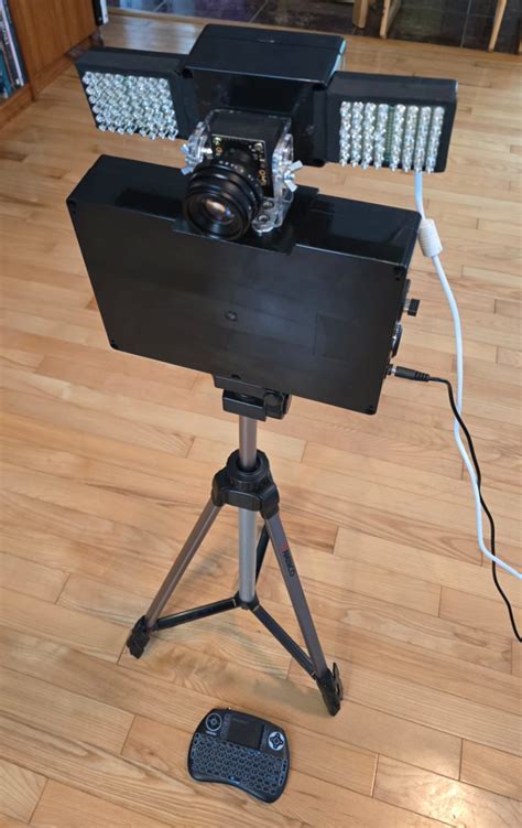 Near Infrared Motion Extraction Camera The Human Dirofilariasis Research Institute