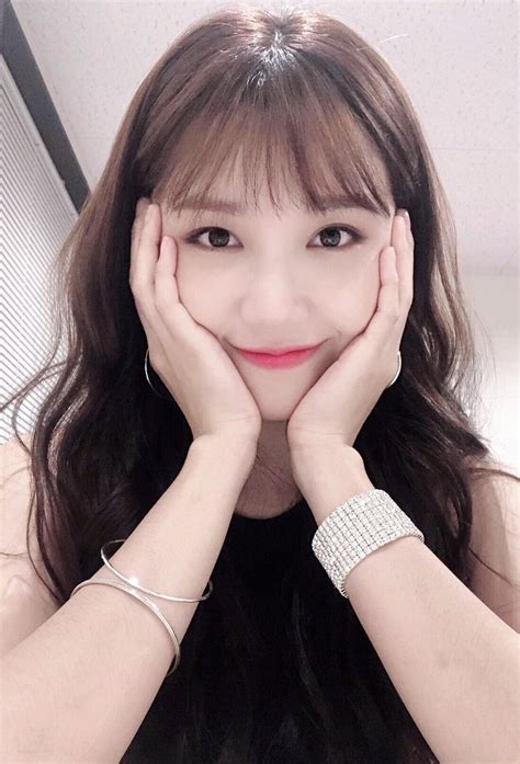 Jeong Eun Ji Apink 181024 연예인