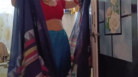 Indian Desi Aunty Excellent Bathing And Stellar Bra Stuffers And Bum