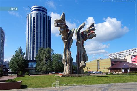 Набережные Челны, скульптура "Ангел-хранитель". Энтузиастов бульвар ...
