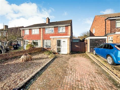 Free Property Report 6 Quantock Close Bedford Mk41 9ew Chimnie