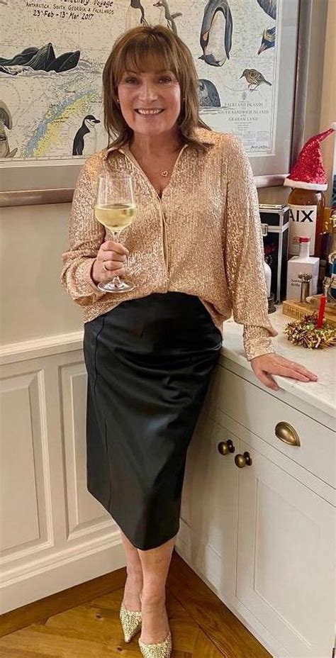 Lorraine Kelly Rbritishcelebritybabes