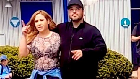Se Pasea Por Eu Libre Y Feliz El Mayito Gordo Turquesa News