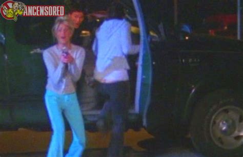 Gretchen Akers Nue Dans Backslash