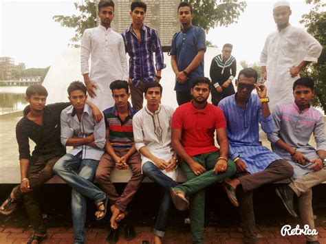 বন্ধু মহল