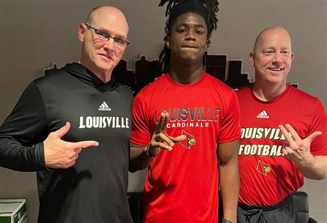 Edge Target Maurice Davis Talks Louisville Visit Sees Perfect Fit In Cardinals Defense