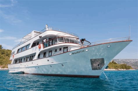 Naturist And Nude Travel Resorts And Cruises Castaways Travel