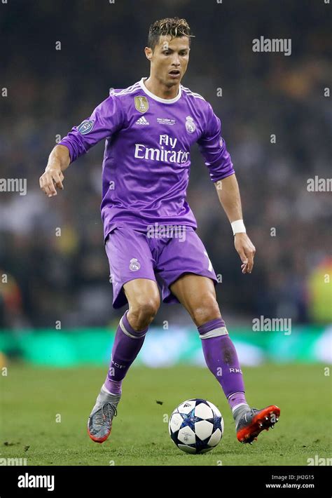 Ronaldo Real Madrid Fotos Und Bildmaterial In Hoher Auflösung Alamy