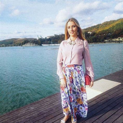 Anna Fedorova Женская одежда костюмы худи платья На улице тааак холодно что я мечтаю о