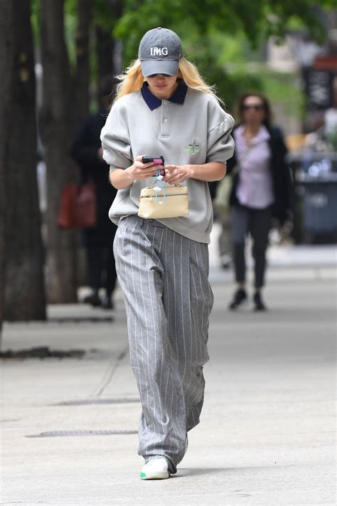 Gigi Hadid Street Style New York 05052023 • Celebmafia