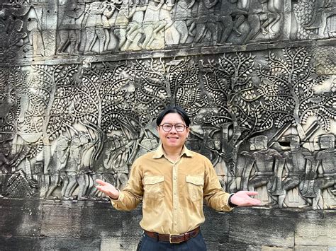 សៀមរាប ០៨ ខែ មិថុនា ឆ្នាំ ២០២២ ម៉ោង ១៧ ១១ ជនជាតិកម្ពុជាម្នាក់