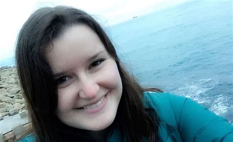 Full Circle Meet Emma Schultz Dreams Abroad