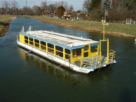 무료 이미지 독 보트 강 운하 차량 화물선 수로 나룻배 주유 채널 짐배 뗏목 모라비아 모터 선박 화물 운송 3264x2448 717374