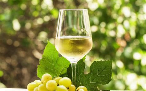 K Means Clustering With Wine Data Set Using R By Ria Amelia Medium