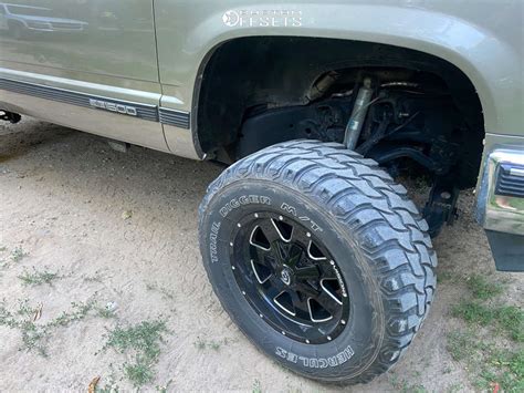1999 Gmc Yukon With 17x9 12 Vision Arc And 33125r17 Hercules Trail