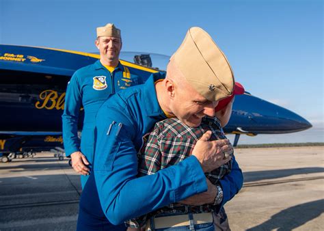 Us Navy Blue Angels 130424 N Sh953 133 Pensacola Fla April 24