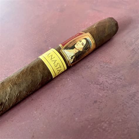 Caldwell Anastasia 2022 Yellow Label Caspia Elm City Cigars