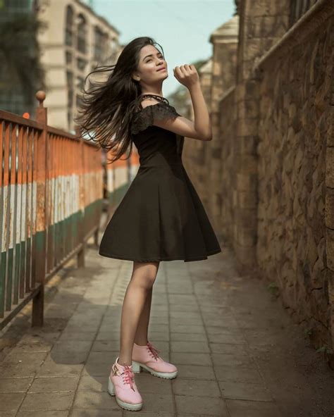 Infosaurs Shreya Deshmukh Wiki Age Biography Height Boyfriend