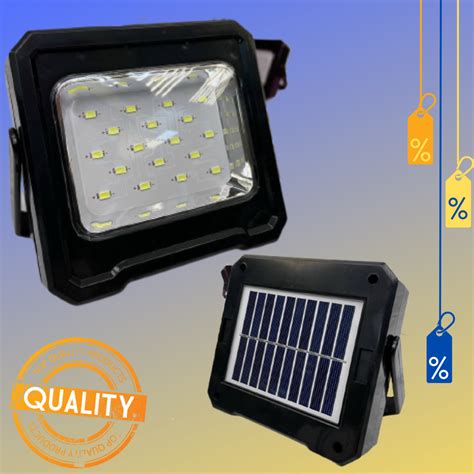 Прожектор Ручной на Аккумуляторе Светодиодный Аккумуляторный Прожектор с Солнечной Панелью