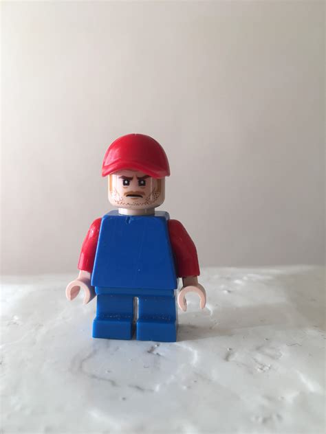 LEAKED MARIO MINIFIGURE R Lego