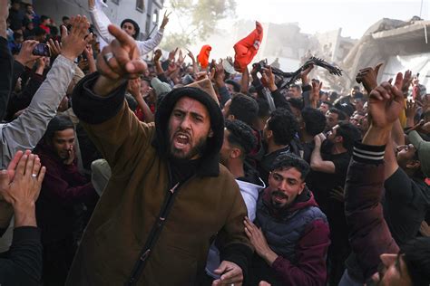 Gazans Brave Repression In Rare Anti Hamas Protests