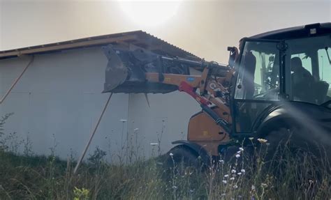 УРНАТА ДИВОГРАДБА ВО БУТЕЛ Гласот на Европа