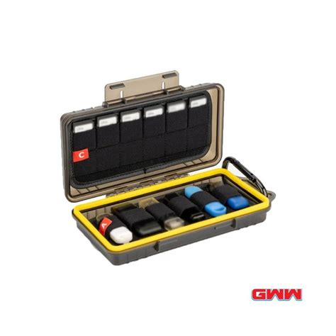 15 Best Sd And Usb Cases For Organized Storage