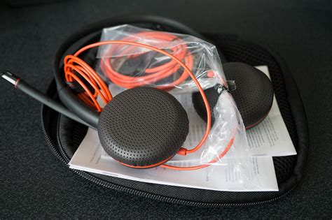 Plantronics Blackwire C3225 Review: Premium headset, solid call quality ...