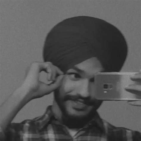 ‎👑 محبت 👑‎ Love Icb • Threads Say More