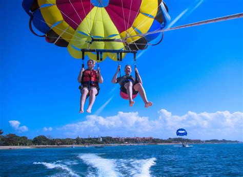 12 Facts About Parasailing