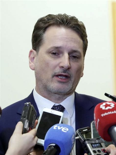 Update 3 Un Palestinian Refugee Agency Replaces Boss Pending