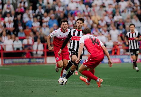 Géza Dávid Turi Móti Manchester United Kringvarp Føroya