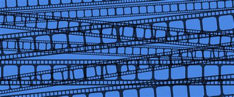 필름 스트립 배경 파란색 배경에 겹쳐진 다양한 크기의 여러 검은색 테이프 개념에 대한 스톡 벡터 아트 및 기타 이미지 개념