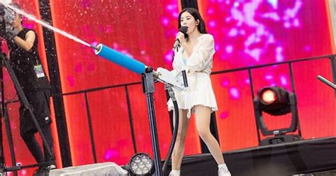 권은비 日나고야·도쿄 워터밤 공연 성료