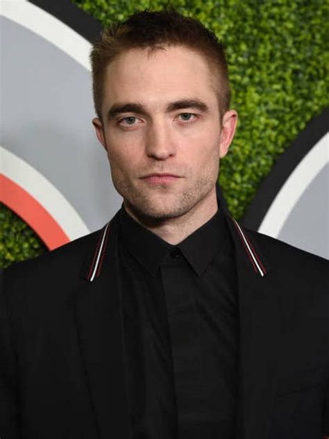 Robert Pattinson Body Celeb Find And Compare Your Favorite Celebrities