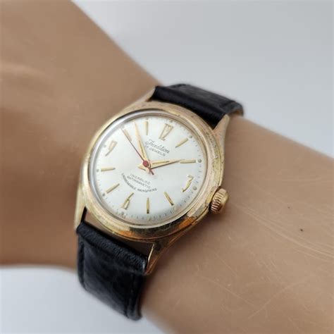 Vintage Tradition Swiss Made Gents Watch 17 Jewels Gem